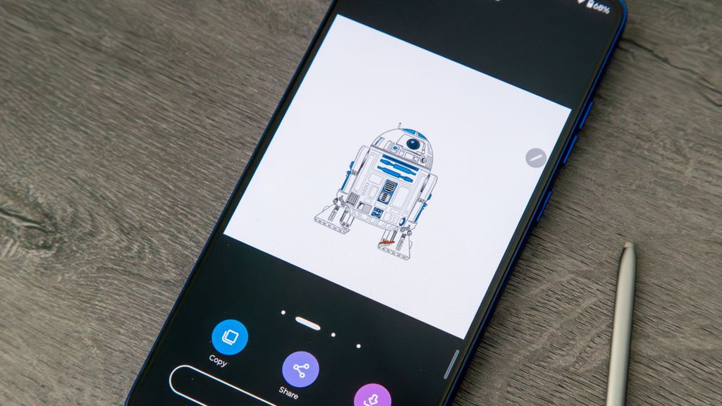 No joke, this is the cheap Android phone that I would buy right now ...