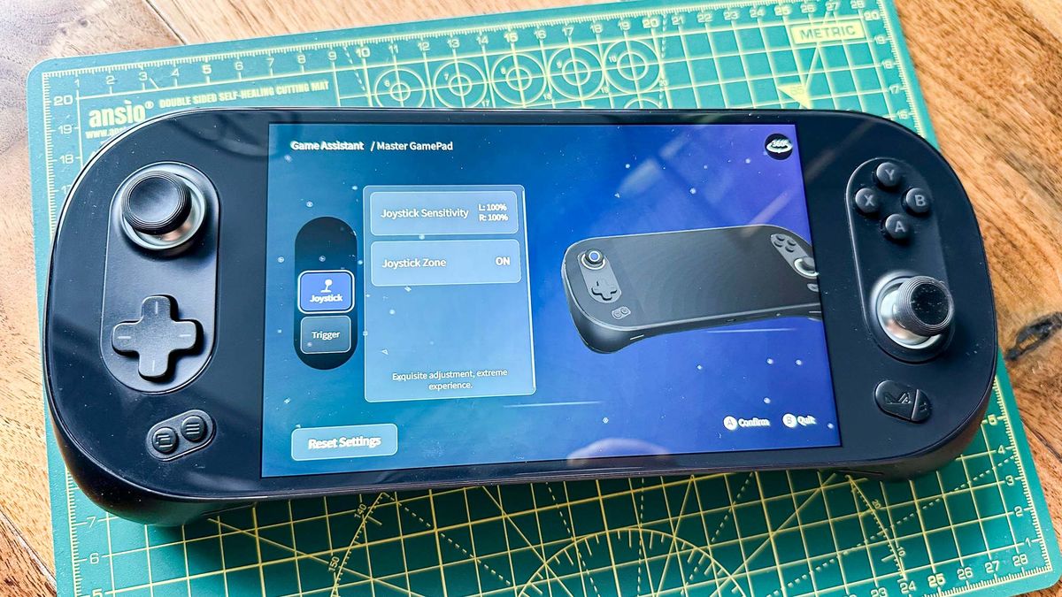 AyaNeo 2S review: A Steam Deck rival with power to spare | Tom's Guide