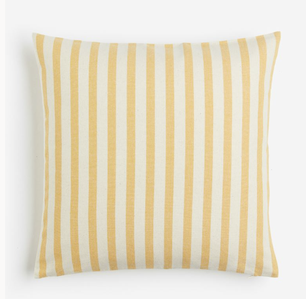 Decorating with primary colors - tips for uplifting decor | Livingetc