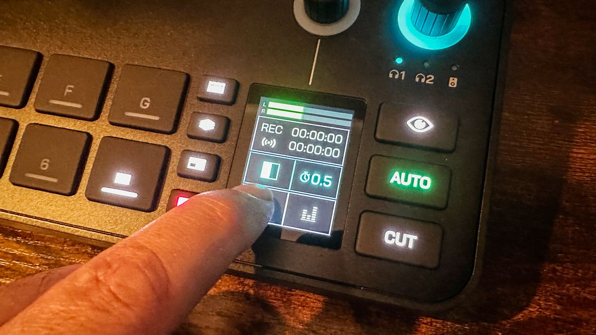 Rode Rodecaster Video review: is this the most comprehensive media ...