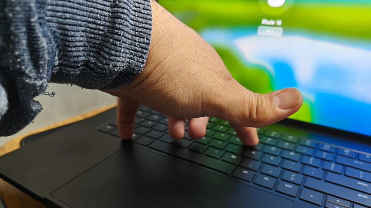 How to customize your touchpad in Windows 11 | Laptop Mag