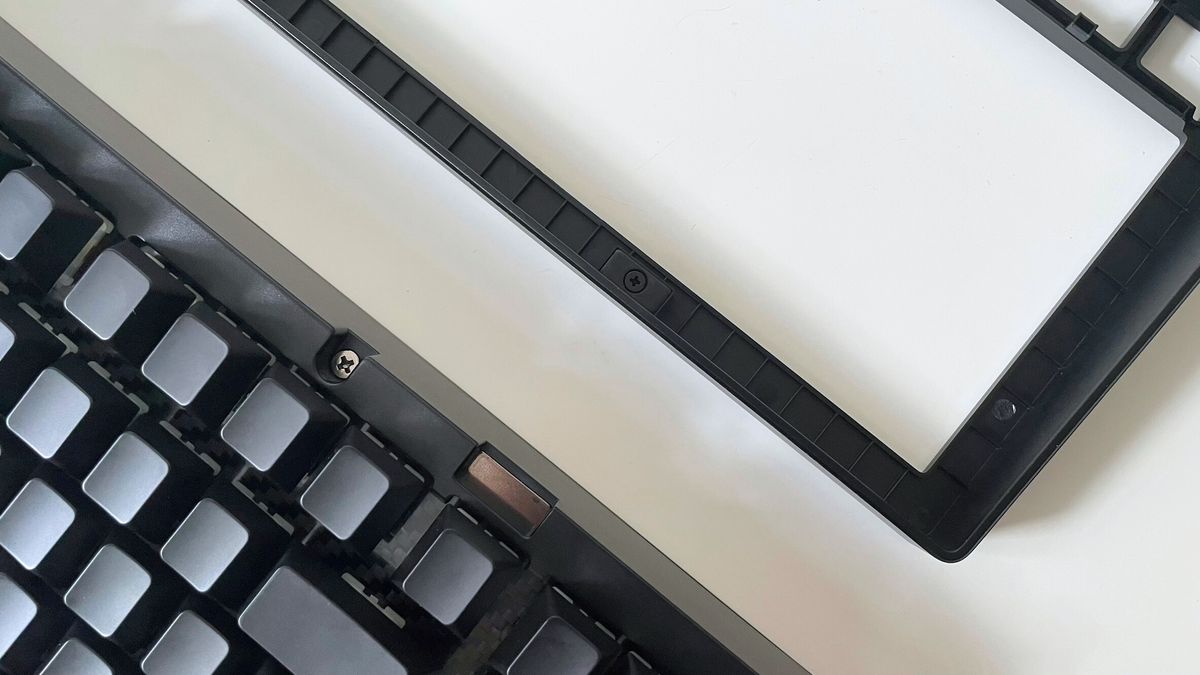 Drop CSTM80 keyboard review: It finally has one thing the mechanical ...