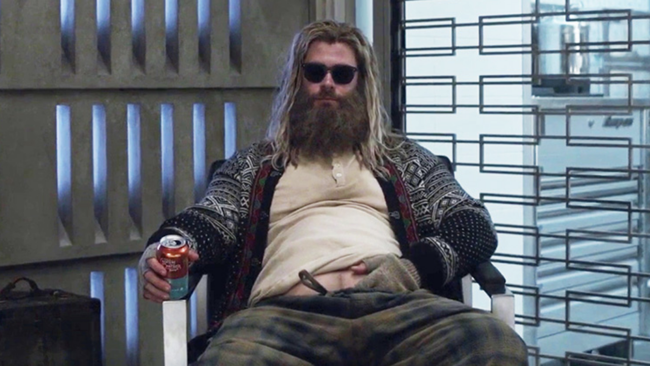 Love And Thunder’s Chris Hemsworth Shares New Fat Thor Photo, But He ...