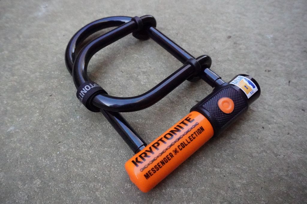 How to lock a bike securely: Eight tips for worry-free urban cycling ...