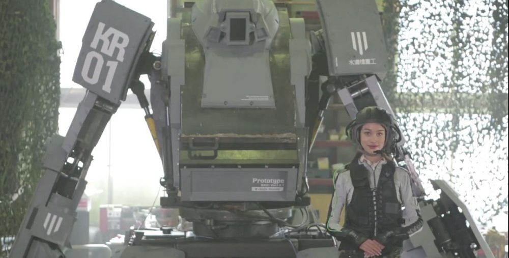 Huge Japanese Robot Opens Fire on 'Smile Shot' Command | Live Science