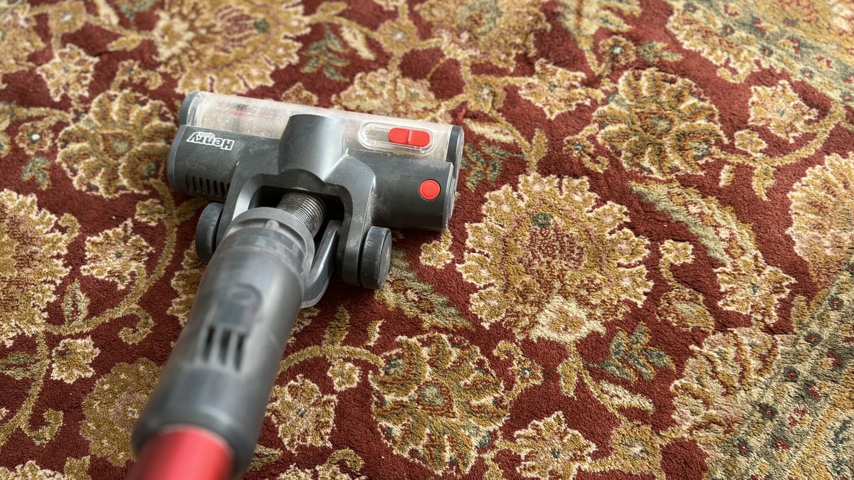 Henry Quick Cordless Stick Vacuum review | Top Ten Reviews