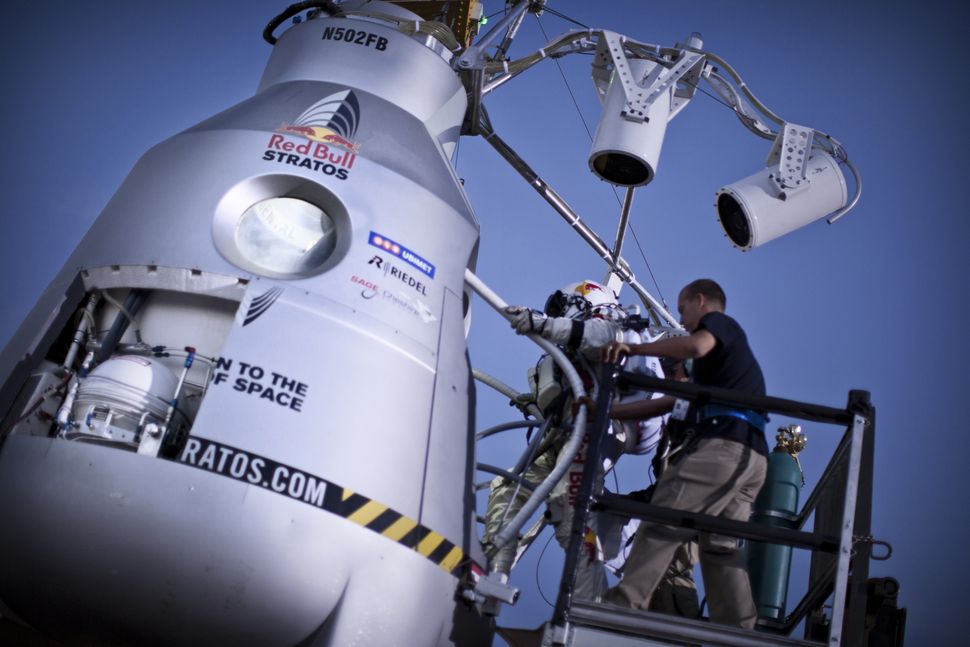 Photos: Red Bull Stratos Supersonic 'Space Jump' Training | Space