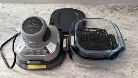 Ninja Crispi 4-in-1 Portable Glass Air Fryer Cooking System review ...