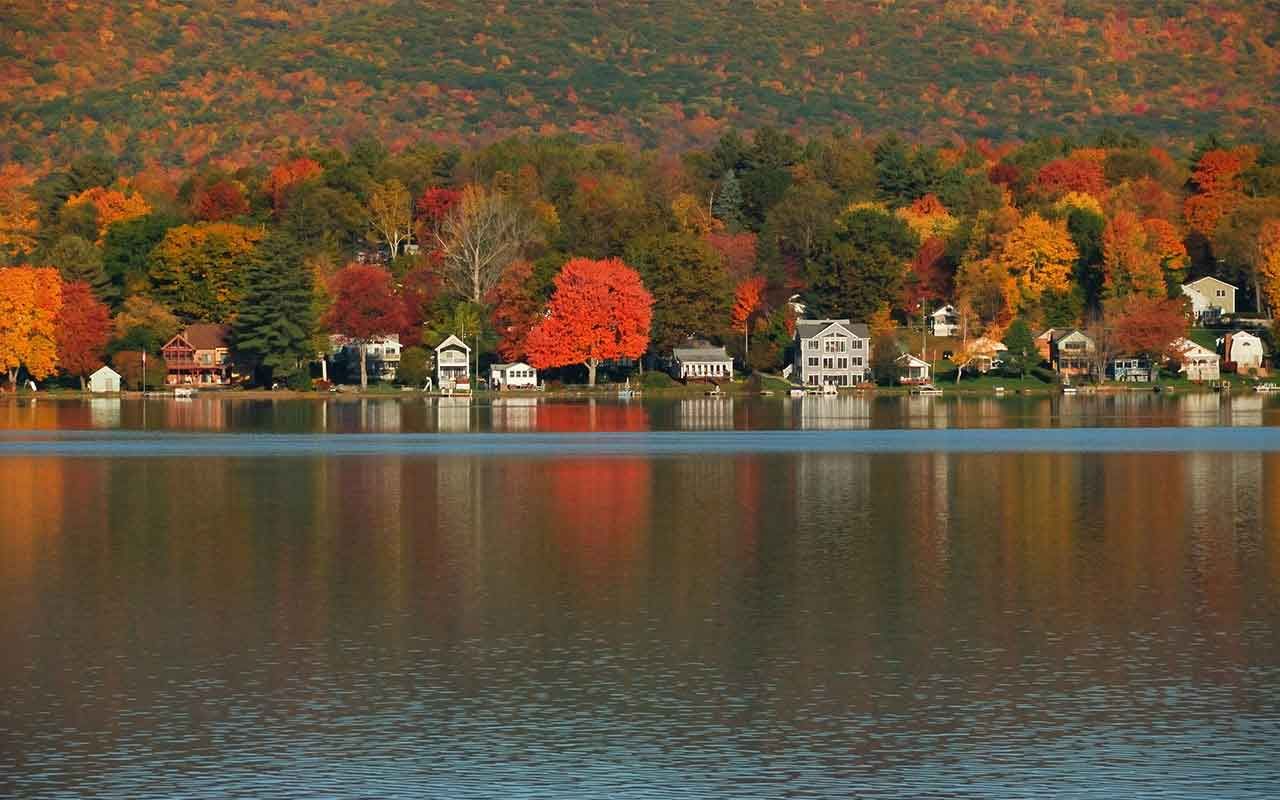 28 Great Places to Retire Near the Beach | Kiplinger