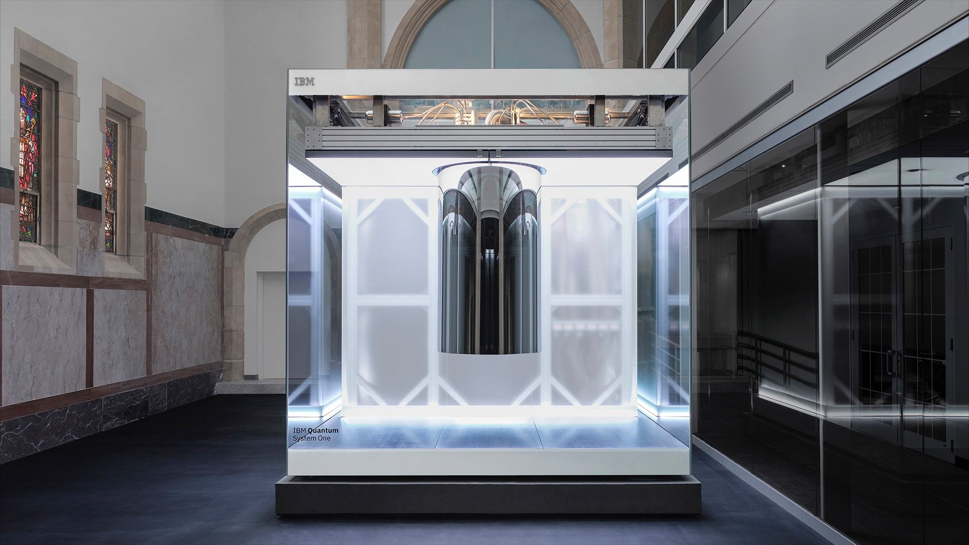 New York college becomes 1st university with on-campus IBM quantum ...