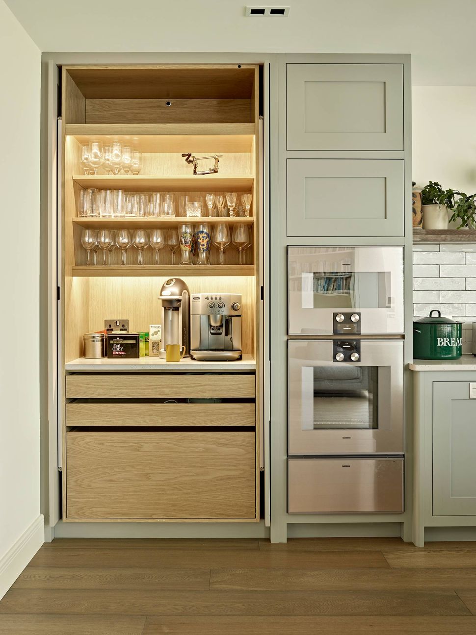 What is an appliance garage and does your kitchen need one? | Homebuilding