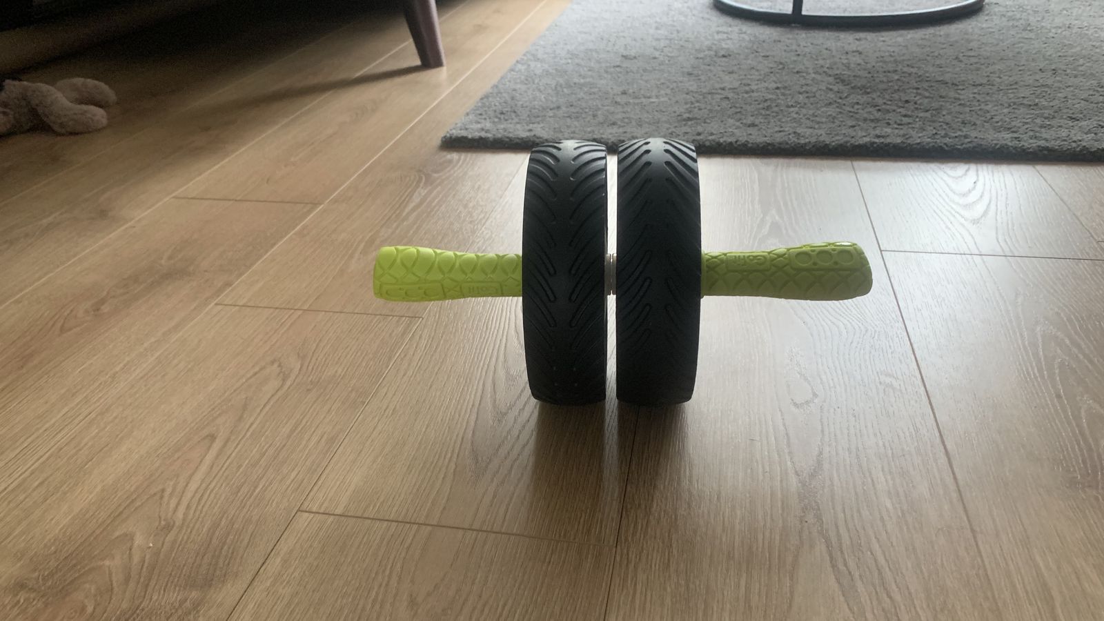 I used an ab roller for a month, and my core is stronger than ever ...