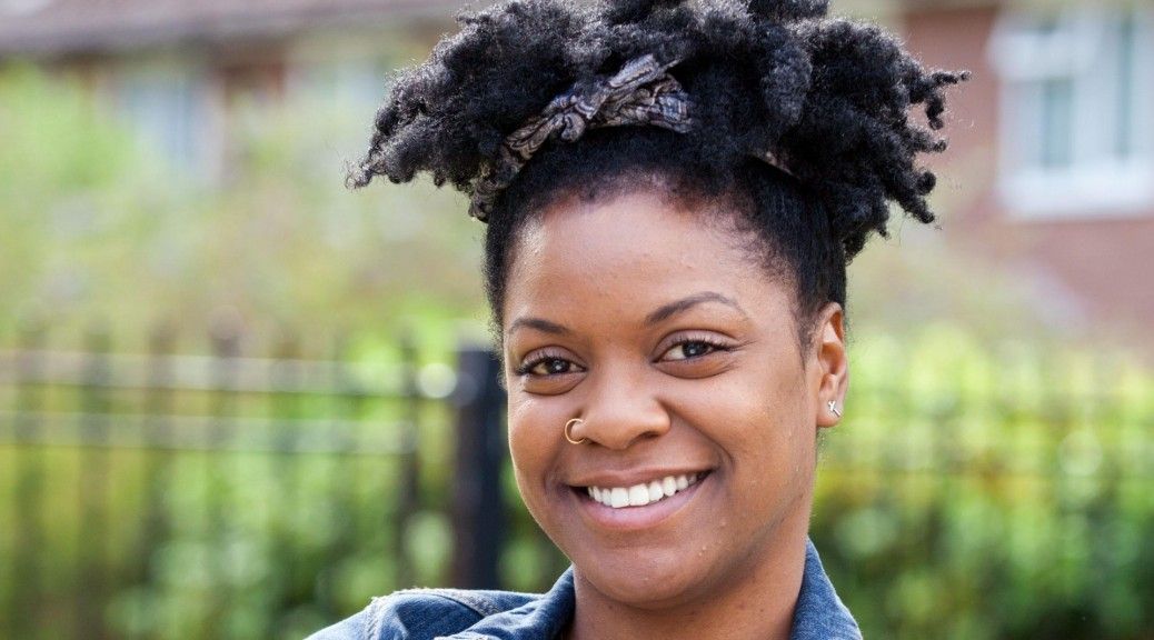 Hollyoaks newcomer Kiza Deen reveals Lisa Loveday's dramatic entrance ...