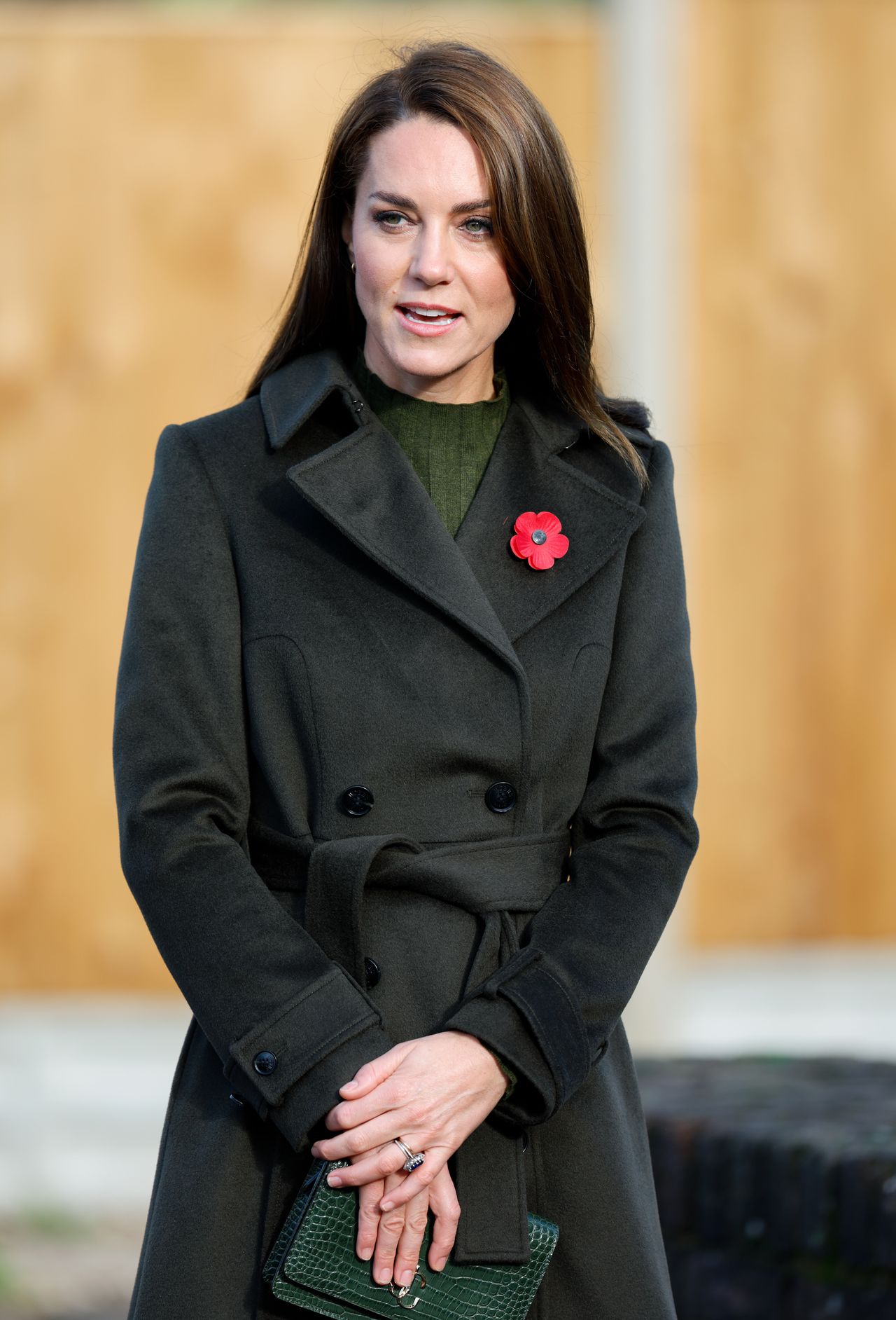 Which side do you wear a poppy on and what are different coloured ...
