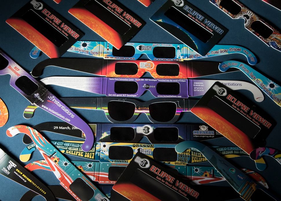 The Best ISO-Certified Gear to See the 2017 Solar Eclipse | Space