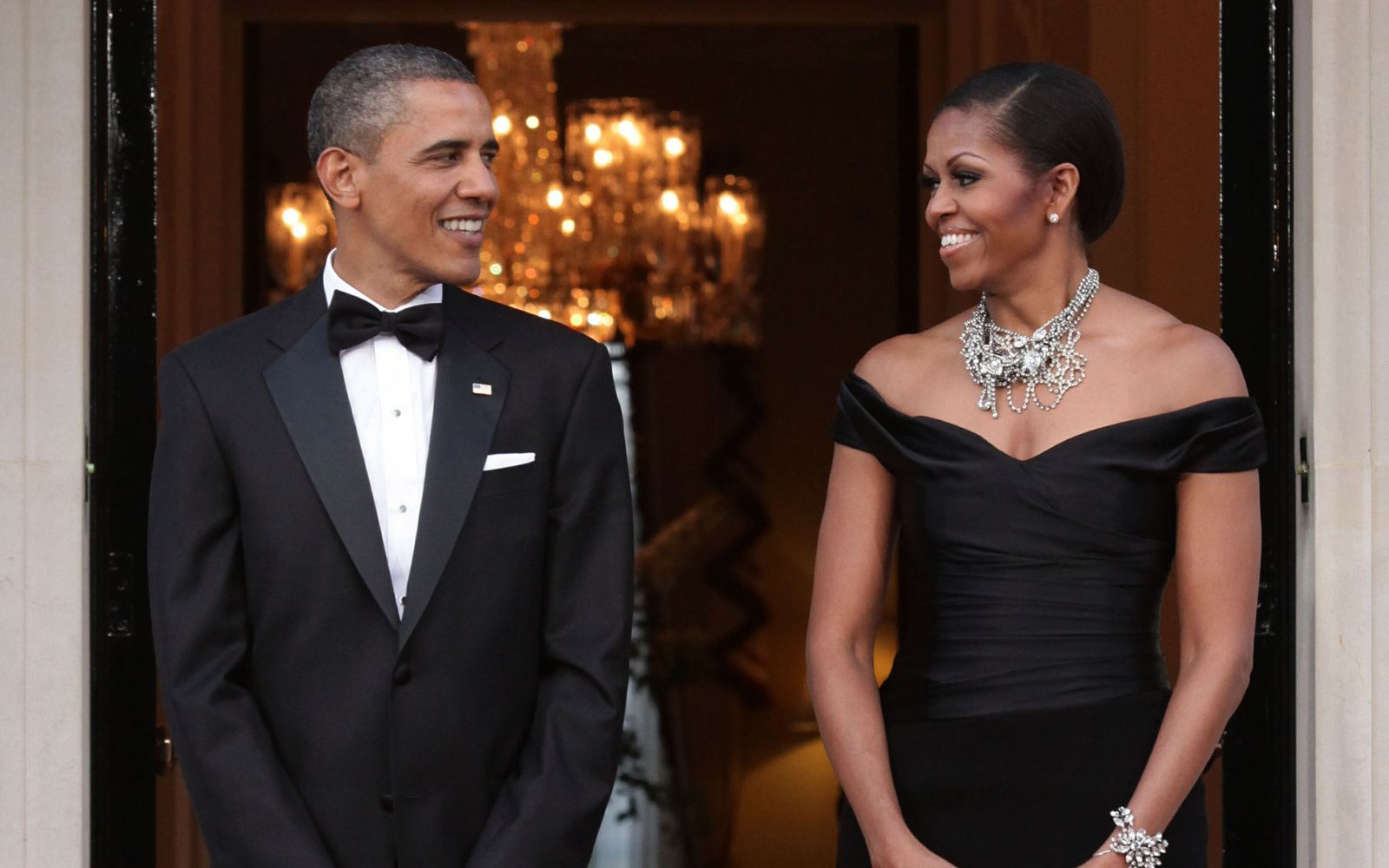 Inside Barack and Michelle Obama's timeless living room | Homes and Gardens