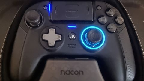 Revolution 5 Pro controller review - an awesome gamepad with a few ...