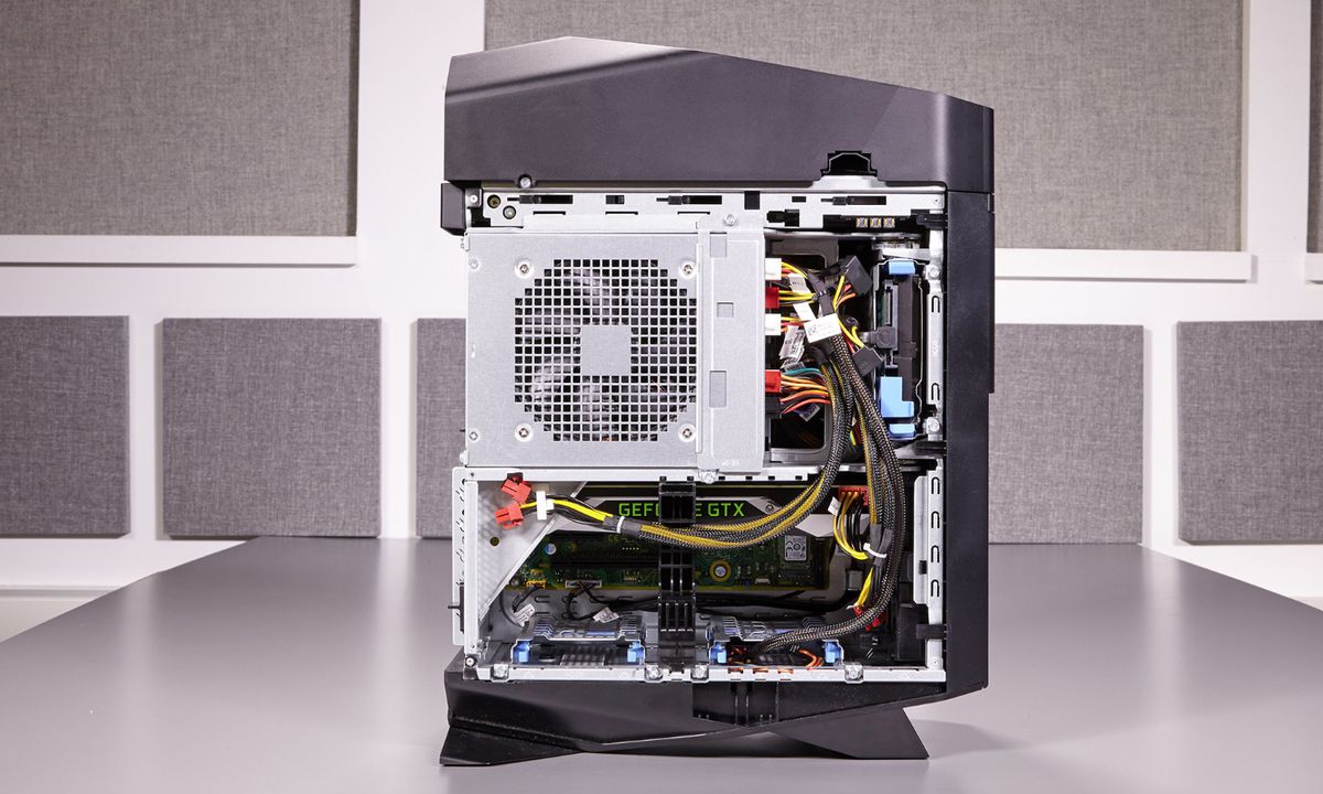 Alienware Aurora R5 Review: Awesomely Upgradable | Tom's Guide