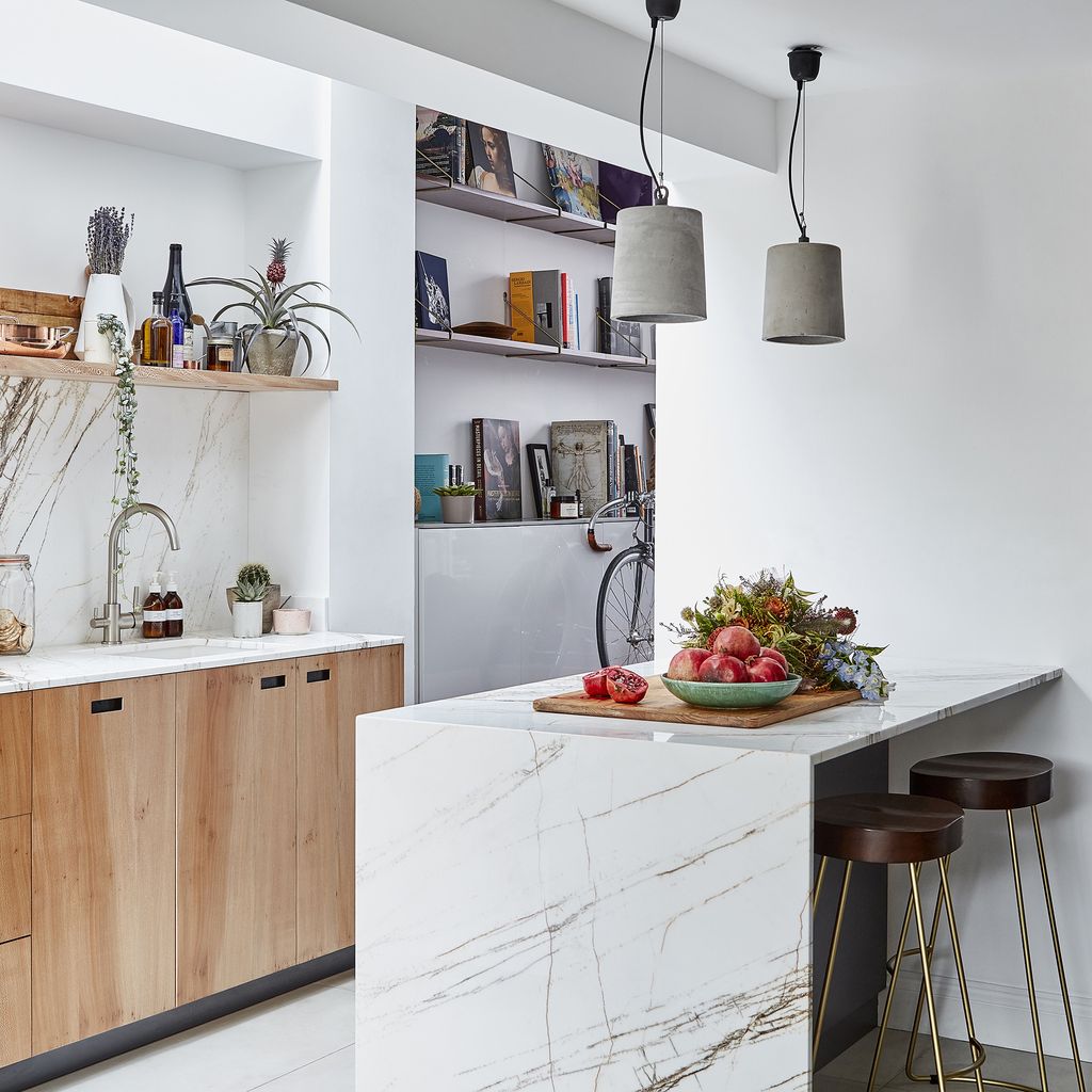 The top peninsula kitchens to help you plan a perfect layout | Ideal Home