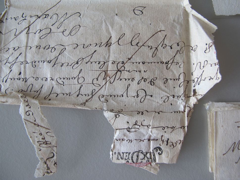 Photos: Treasure Trove of Unopened 17th-Century Letters | Live Science