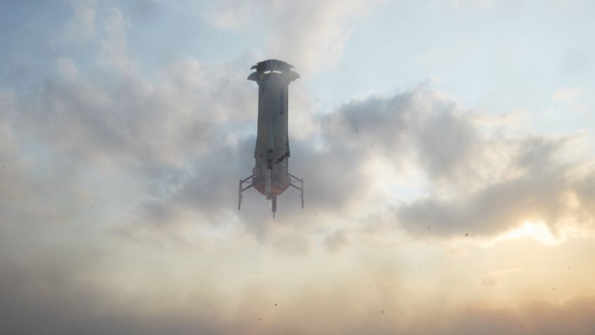 In photos: Blue Origin's 1st New Shepard passenger launch with Jeff ...