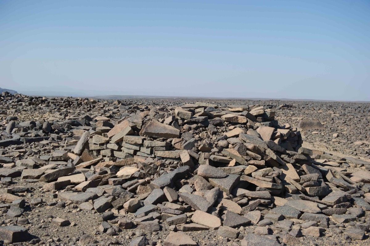 Spectacular Images Reveal Mysterious Stone Structures in Saudi Arabia ...