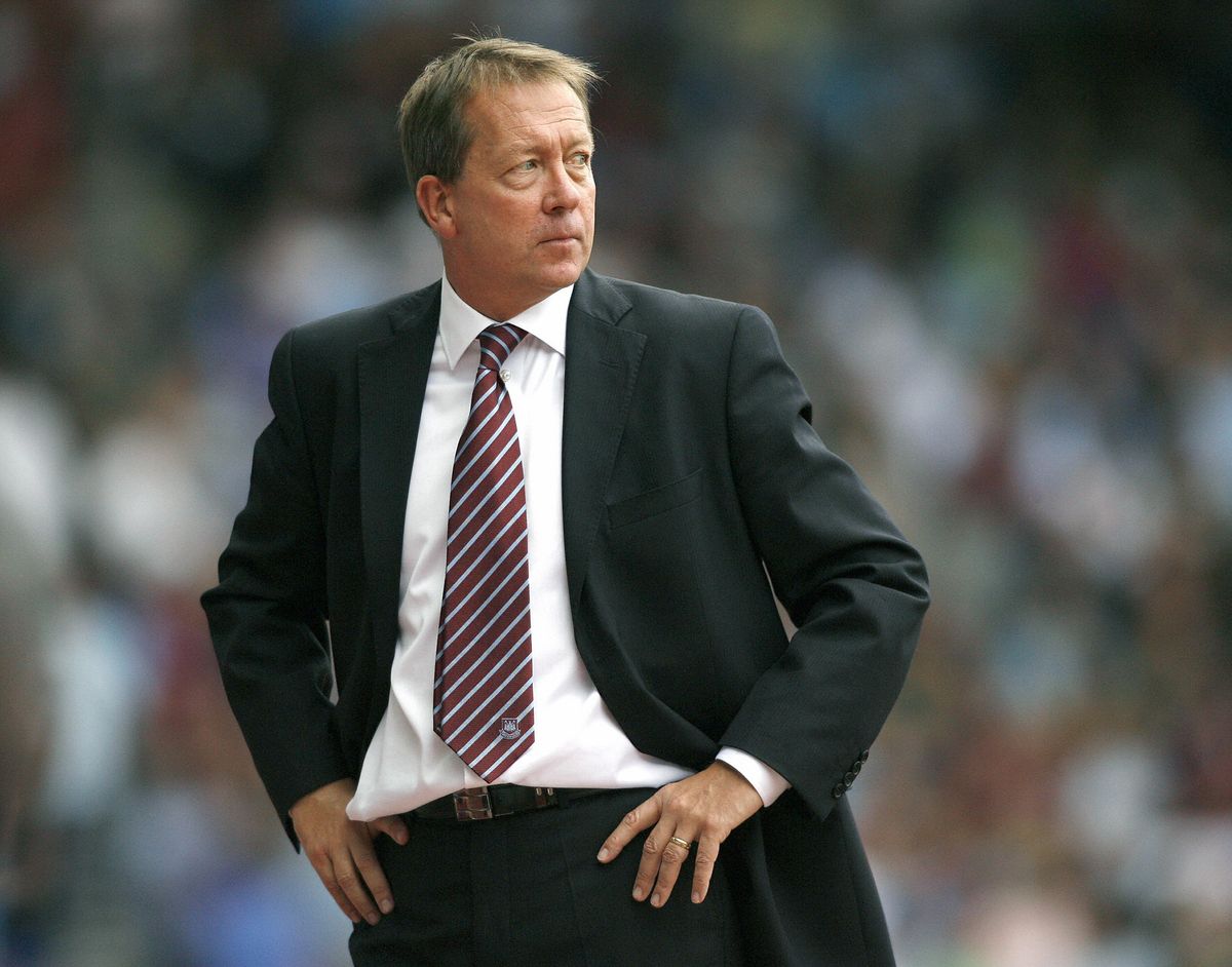 Curbishley joins Fulham as technical director | FourFourTwo