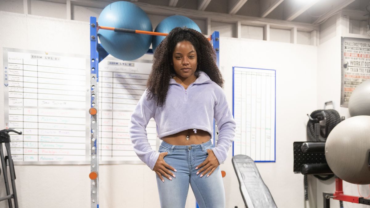 How to work out like the highest-paid female Football player in history ...