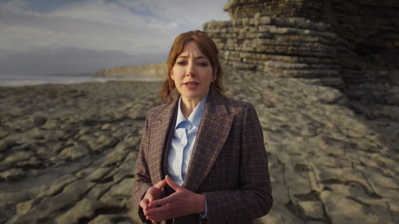 Cunk On Earth: 5 Things To Know Before You Watch The Netflix History ...