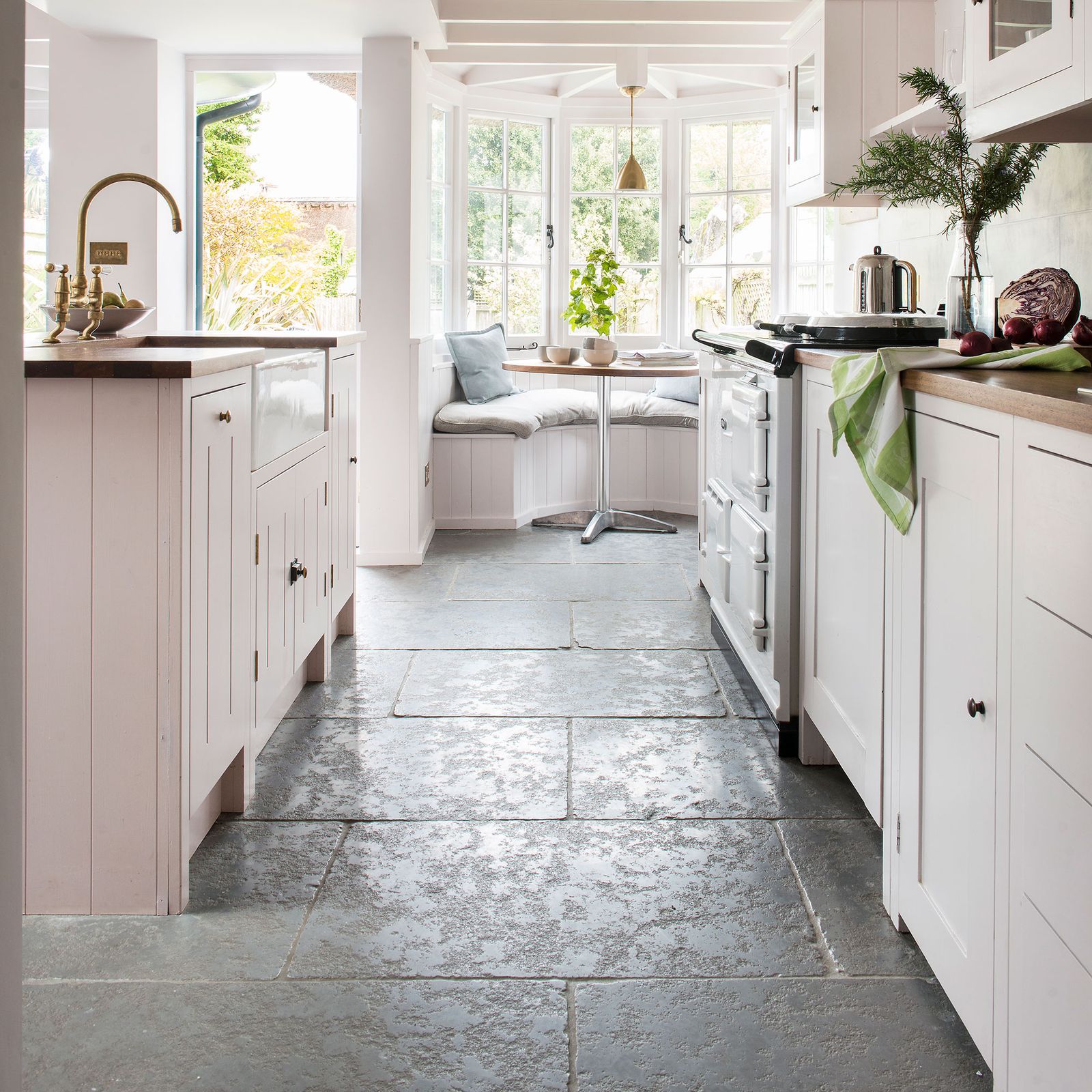 How to buy kitchen flooring - everything you need to know | Ideal Home