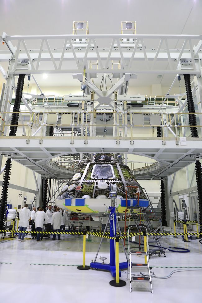 NASA's Orion Spacecraft Gets Heat Shield for Daring Test Flight to the ...