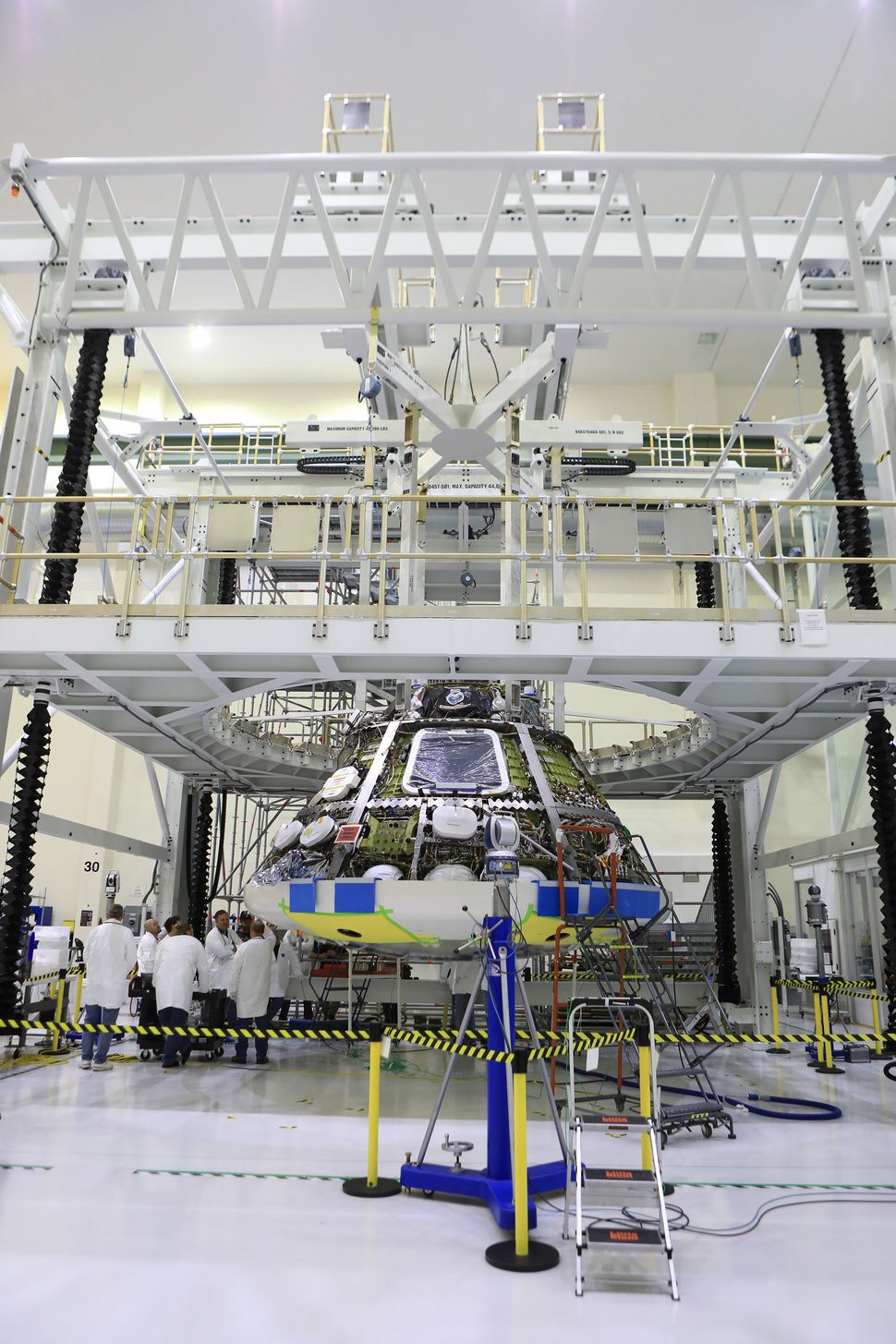 NASA's Orion Spacecraft Gets Heat Shield for Daring Test Flight to the ...