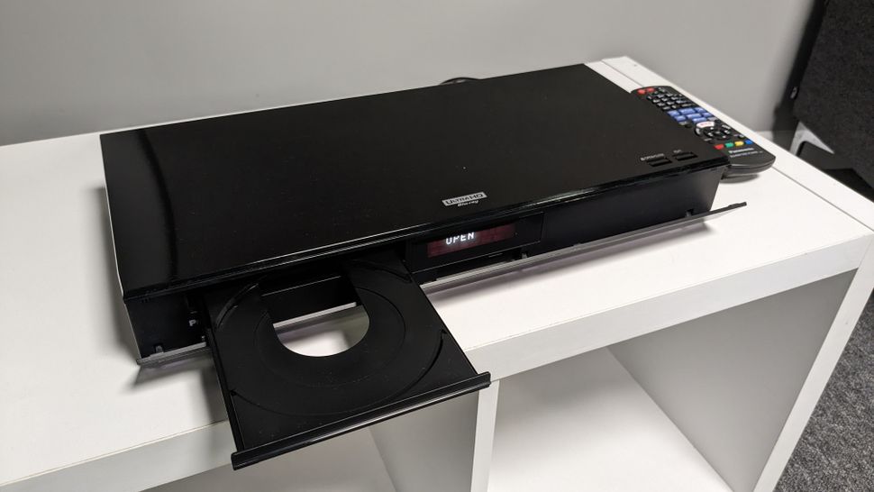 Panasonic DP-UB820 review: a fantastic, affordable 4K Blu-ray player ...