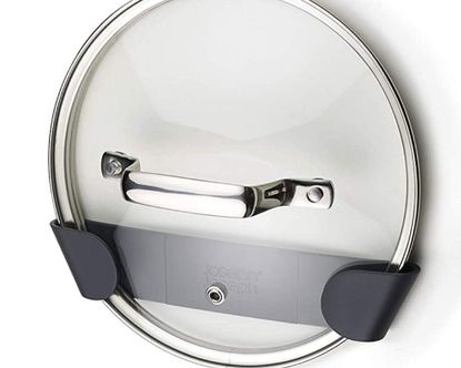 How to store pot lids: 10 best ways to organize pan lids | Homes and ...