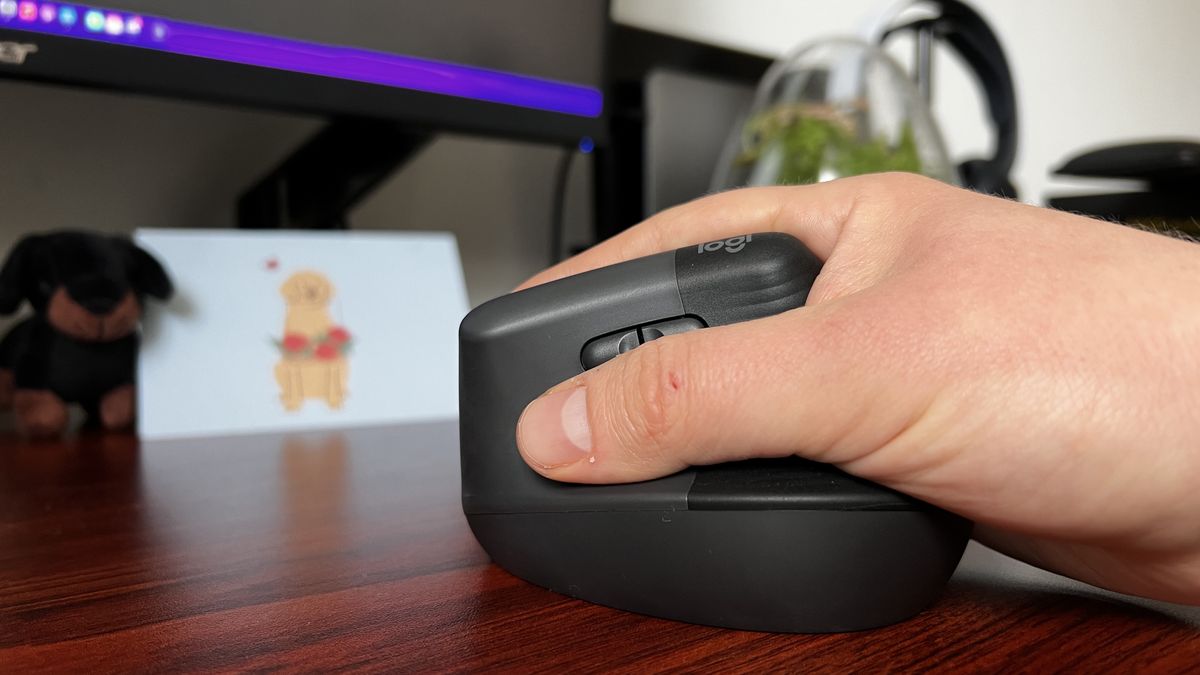 Logitech Lift Vertical Ergonomic Mouse review: So close to productivity ...