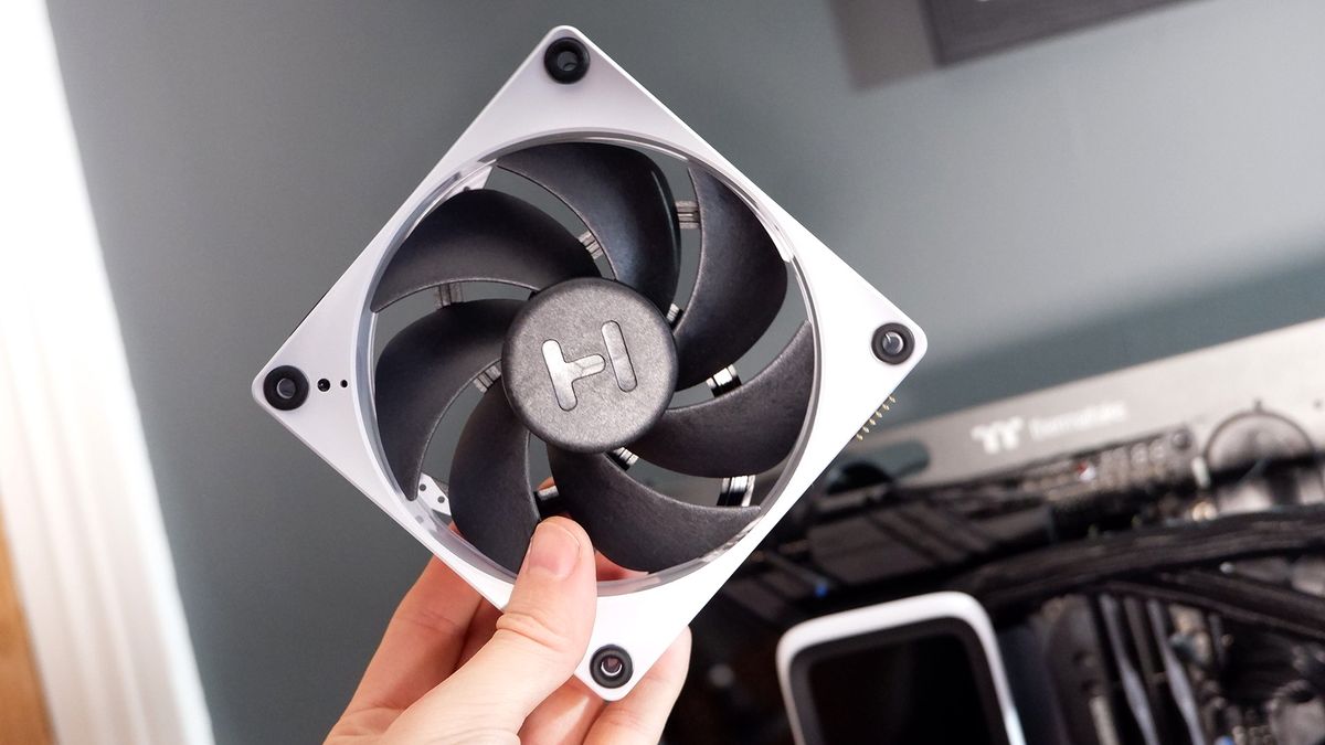 Gaming PCs with no visible cables are the boldest design change I've ...