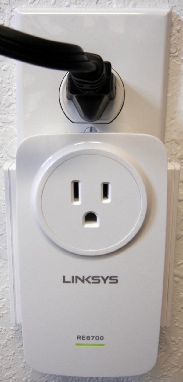 Linksys RE6700 Wireless Extender Review - Tom's Hardware | Tom's Hardware