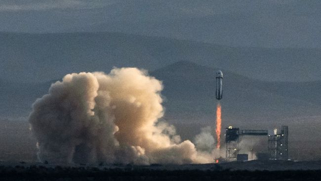 Katy Perry and Gayle King launch to space with 4 others on historic all ...