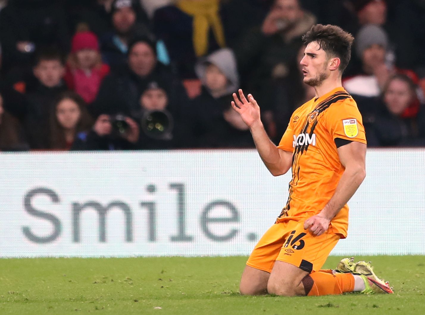 Ryan Longman’s strike earns victory for Hull at Bournemouth | FourFourTwo