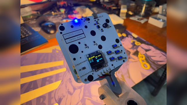 Thinkpad 'nubbin' controlled dimmer light uses Raspberry Pi RP2040 and ... Thinkpad 'nubbin' controlled dimmer light uses Raspberry Pi RP2040 and ...
