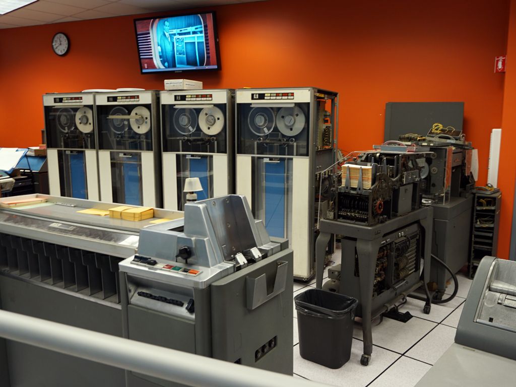 IBM Starts Making Computers (1953) - A Computer History Timeline