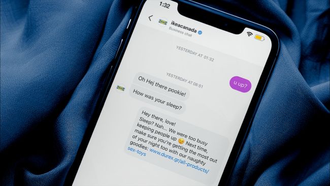 Microsoft's strange new Xbox ads have become an instant meme | Creative ...