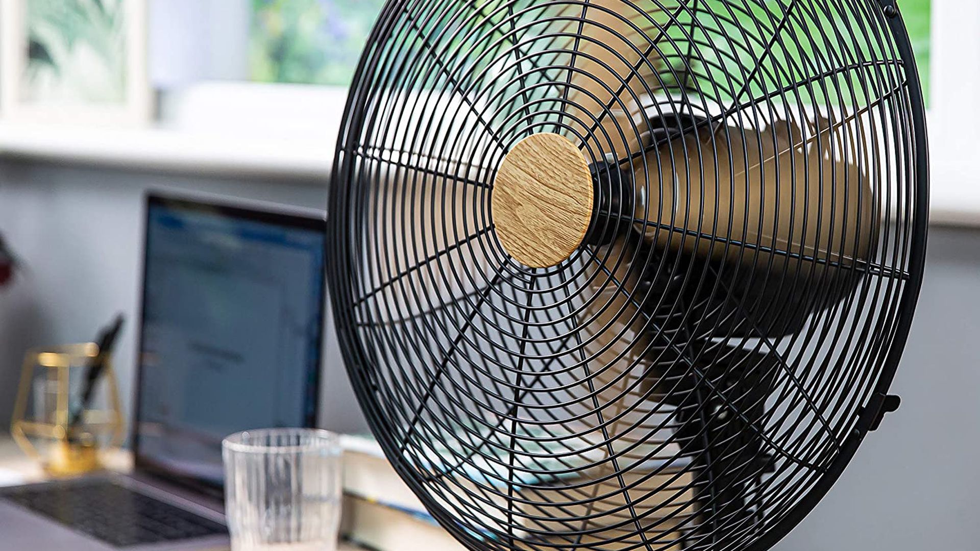 Does an oscillating fan use a lot of electricity? | Ideal Home