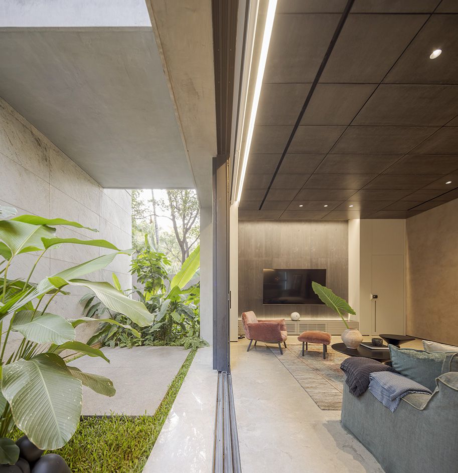 Tour House of Gardens by Kanan Modi in India | Wallpaper