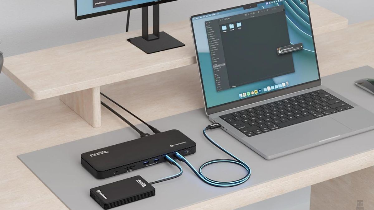 Plugable TBT4-UD5 Thunderbolt 4 dock review: Powerful and cheap | Tom's ...