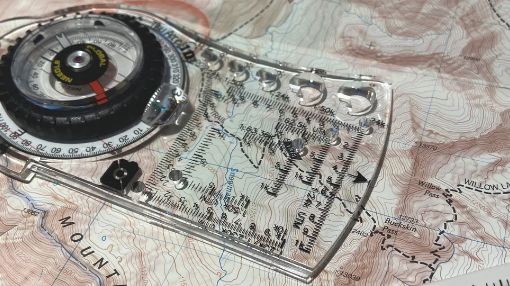 The best compass: find your way with the finest standard navigational ...