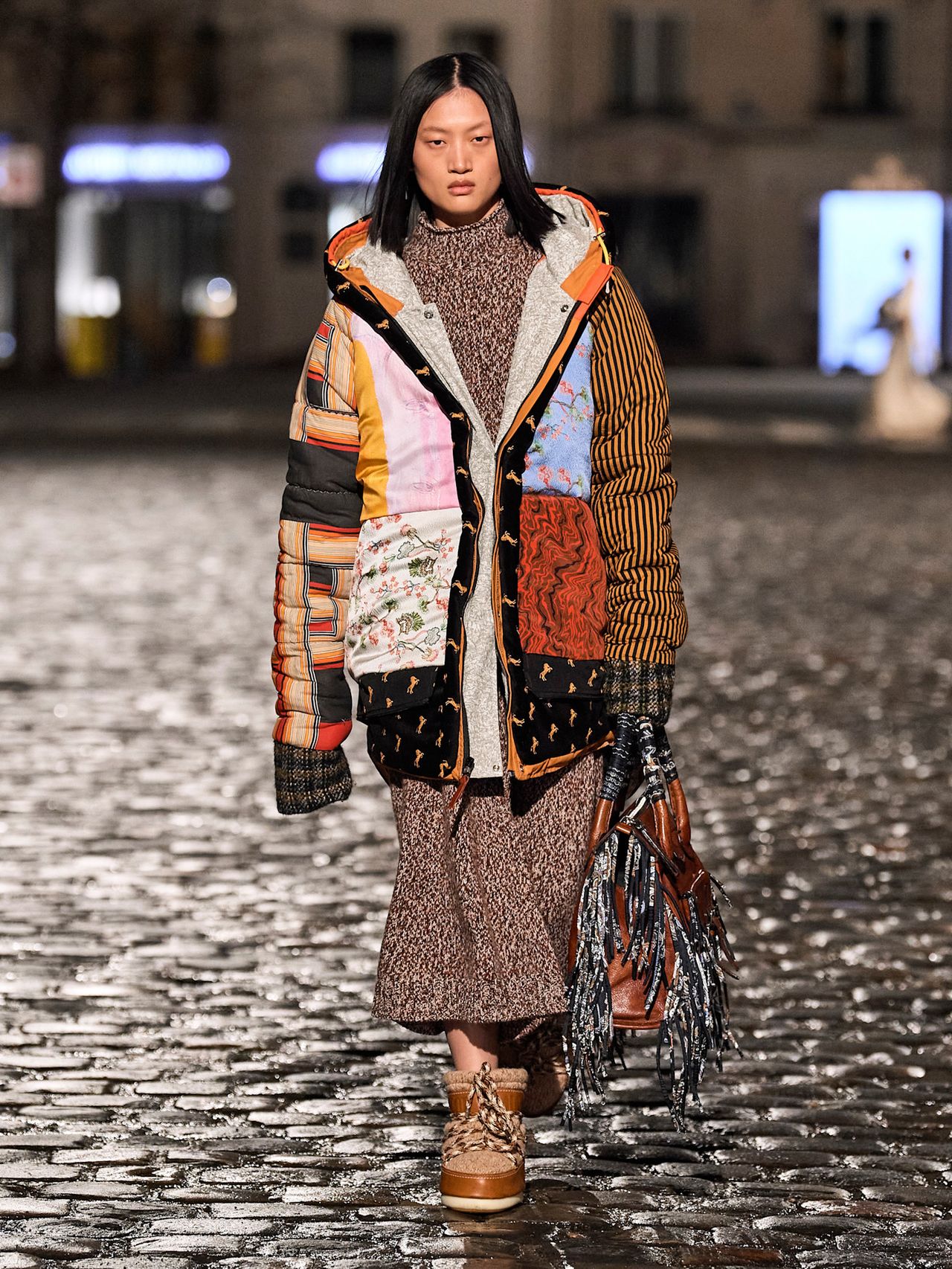 Millie Bobby Brown Elevates Sweatpants With the Moon Boots x Chloé ...