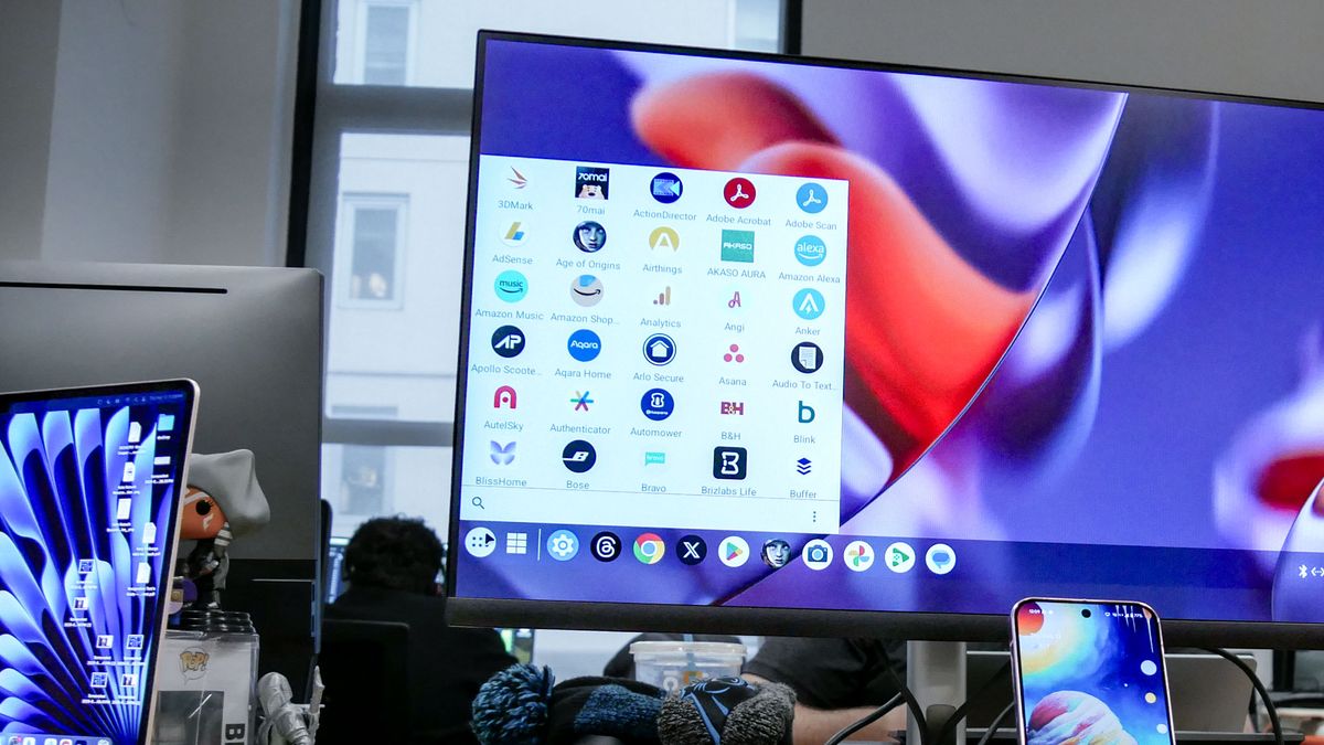 I tried this hidden desktop mode on my Pixel 9 Pro XL — Google needs to ...