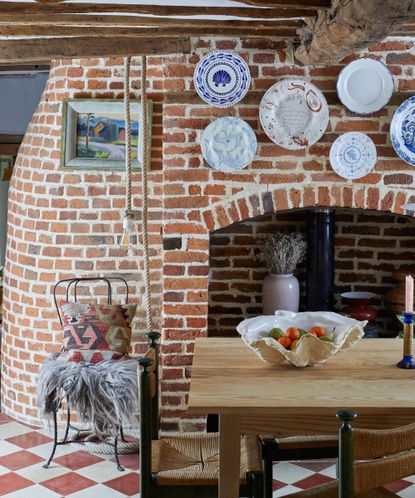 Decorating with vintage – 7 ways to bring character into the home ...