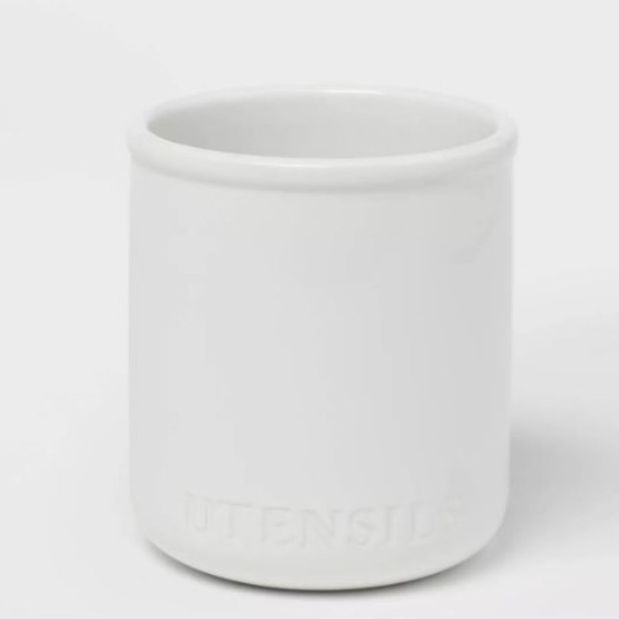 Florence Pugh's 'charming' kitchen has an unconventional way of storing ...